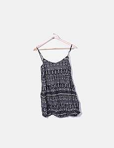 Buy online second-hand clothing for women on Micolet.co.uk