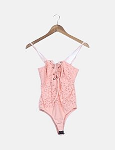 Buy online second-hand clothing for women on Micolet.co.uk