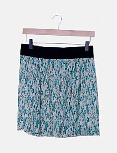 Buy online second-hand clothing for women on Micolet.co.uk